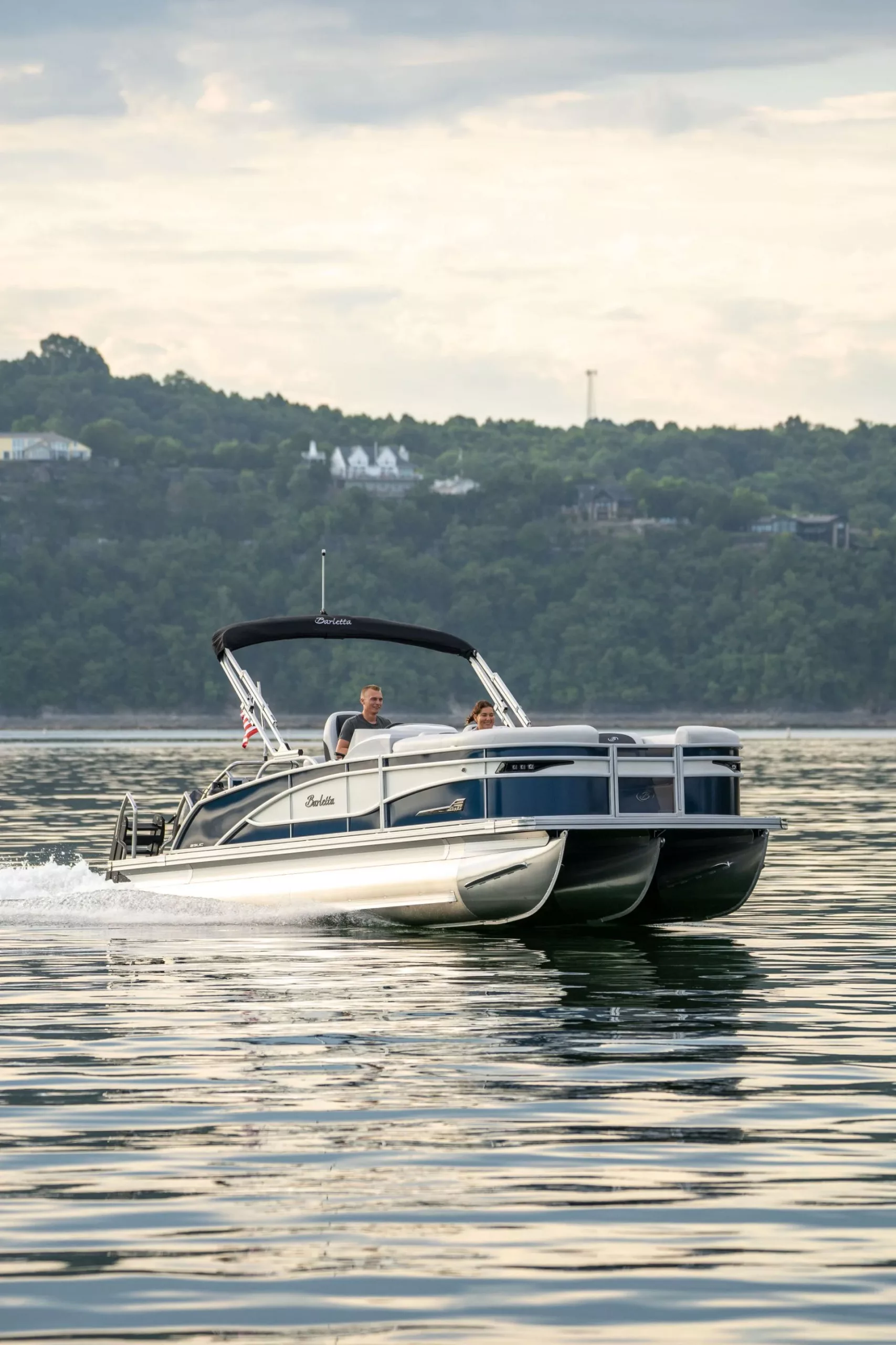 Pontoon Wraps & Guards Maine - LLM Custom Boat Packages